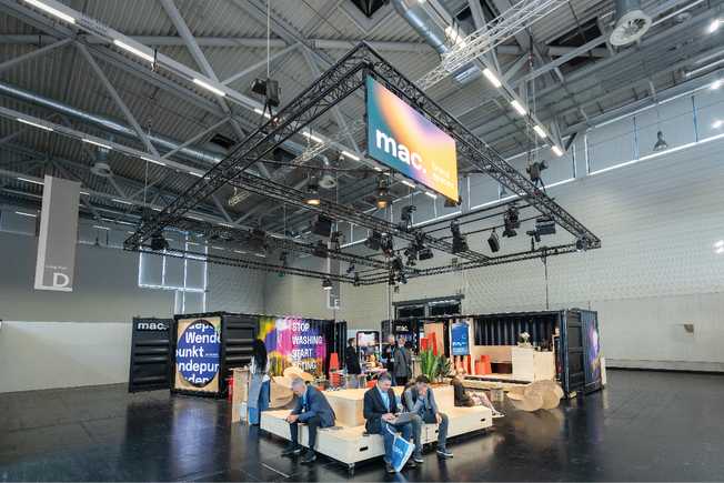 mac honoured twice for its own roadshow - mac. brand spaces